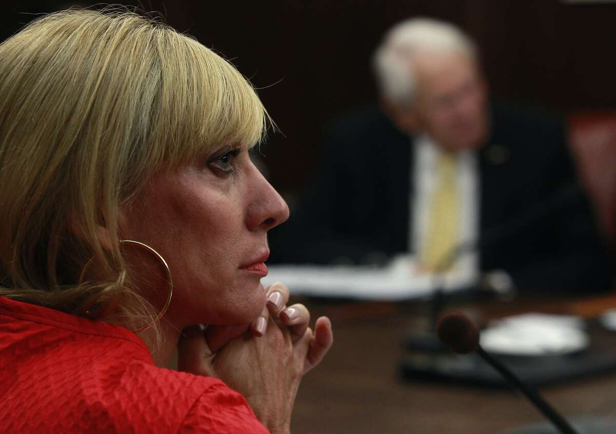 Golden Gate Bridge board OKs $76 million for suicide barrier