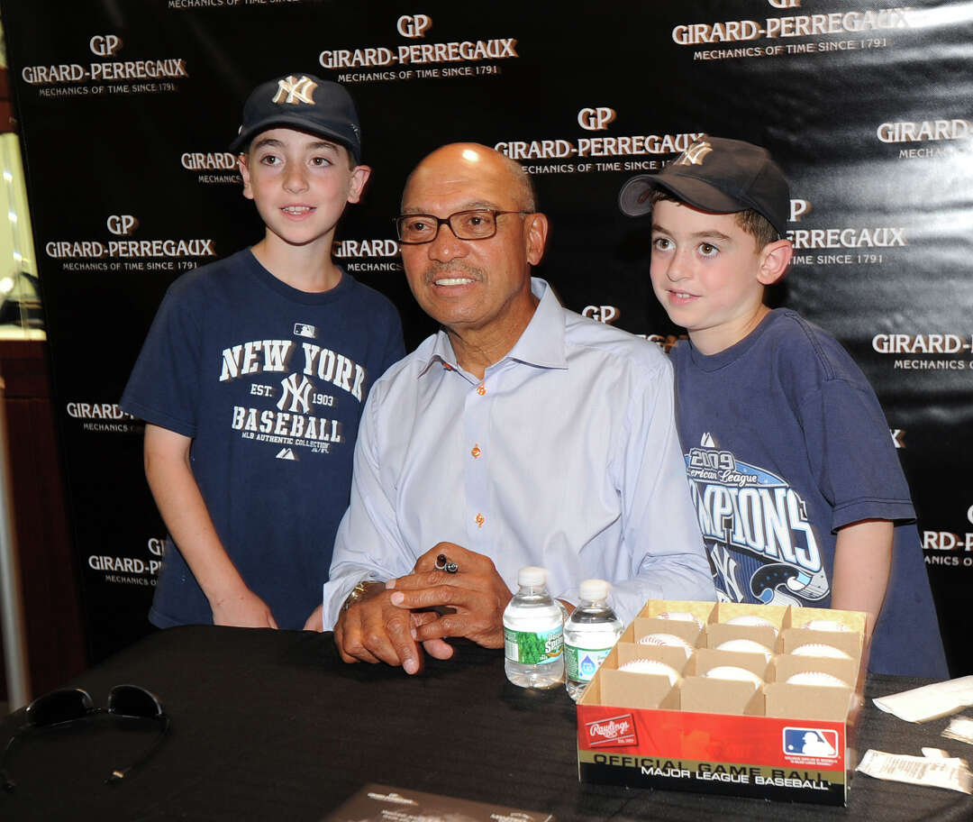Reggie Jackson helping new players adjust to life as Yankees