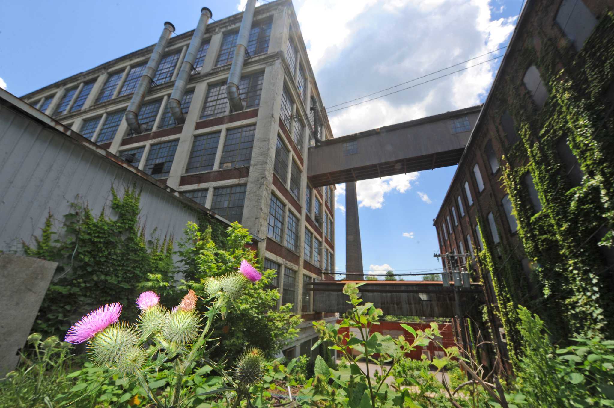 Saratoga, Montgomery counties on opposite economic ends, report says