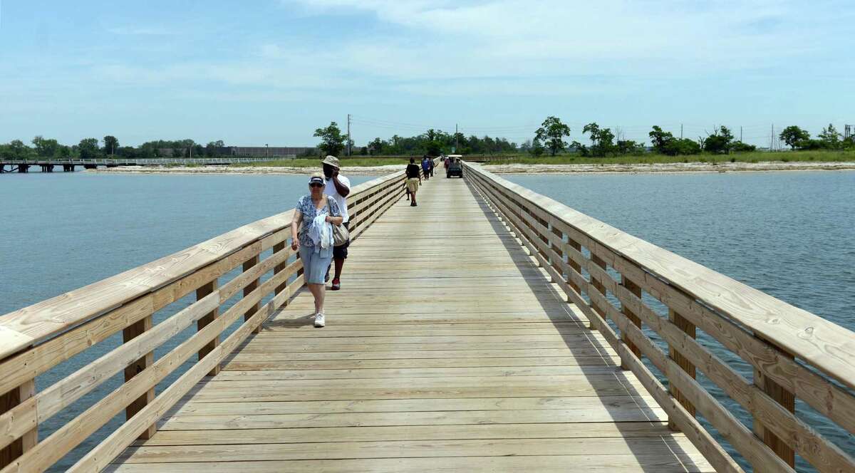 Bridgeport's Pleasure Beach reopens