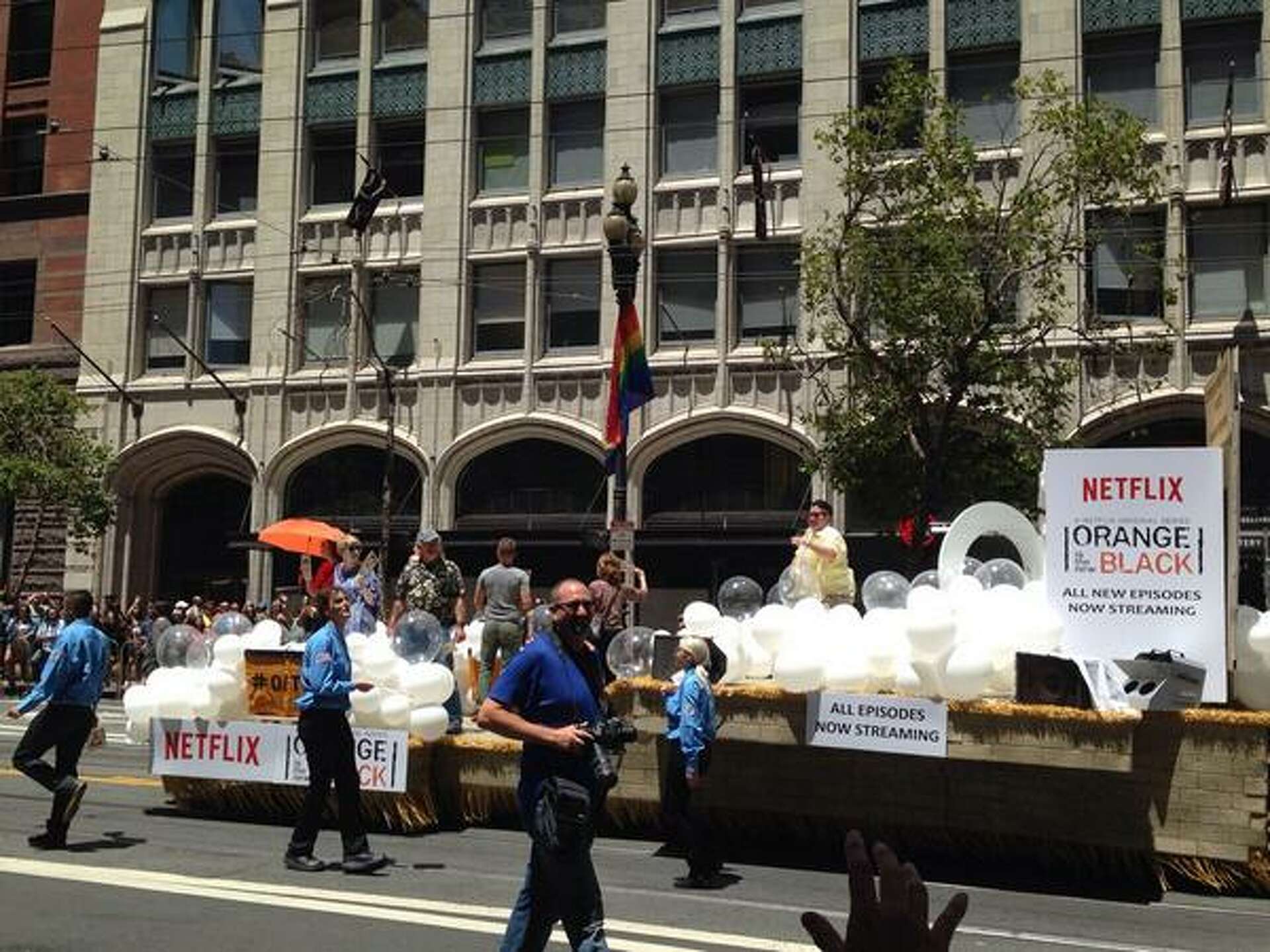 Thousands celebrate as S.F. gay parade proudly marks 44 years