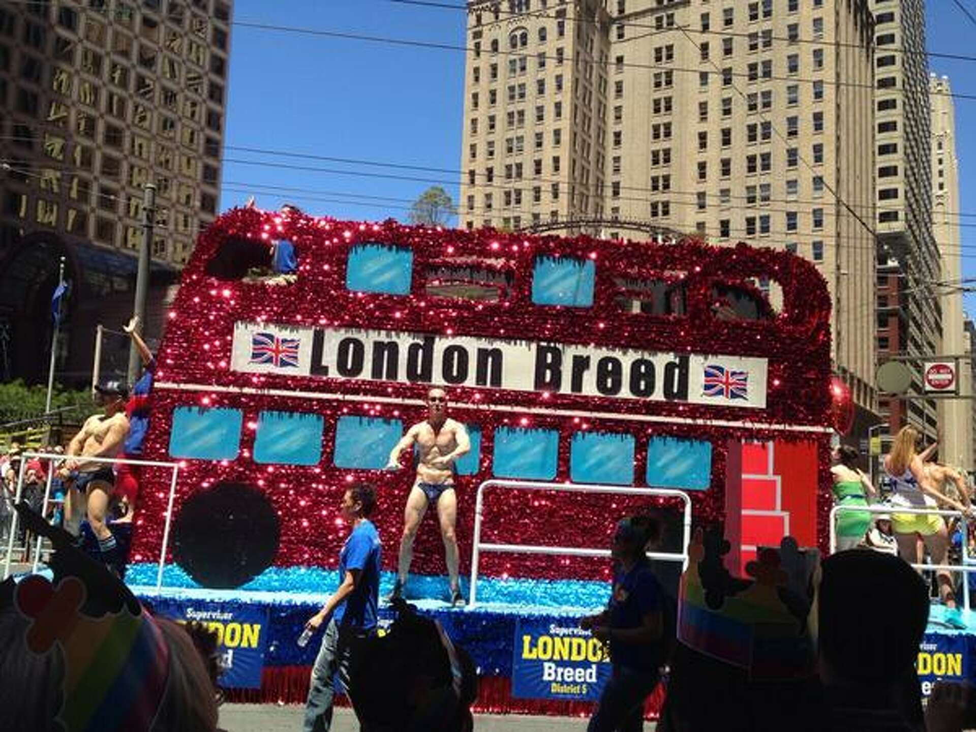 Thousands celebrate as S.F. gay parade proudly marks 44 years