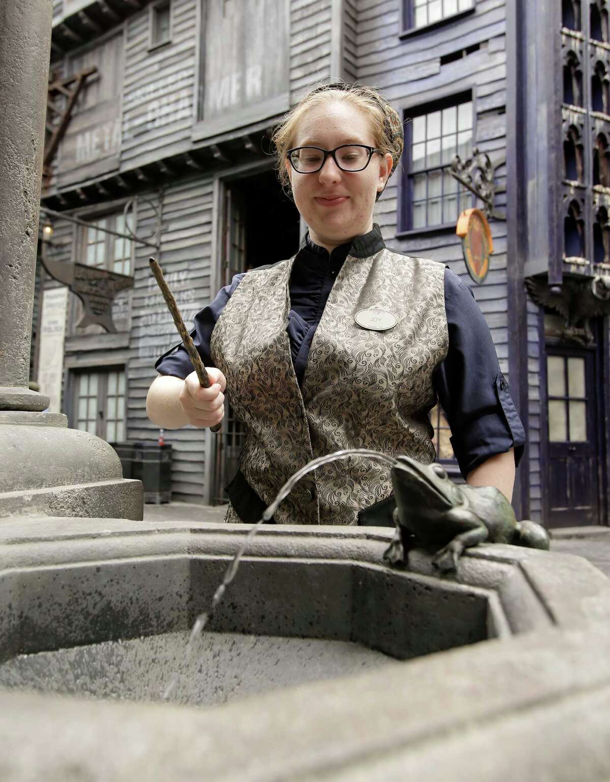 Universal's new Harry Potter park: one ride, seven shops