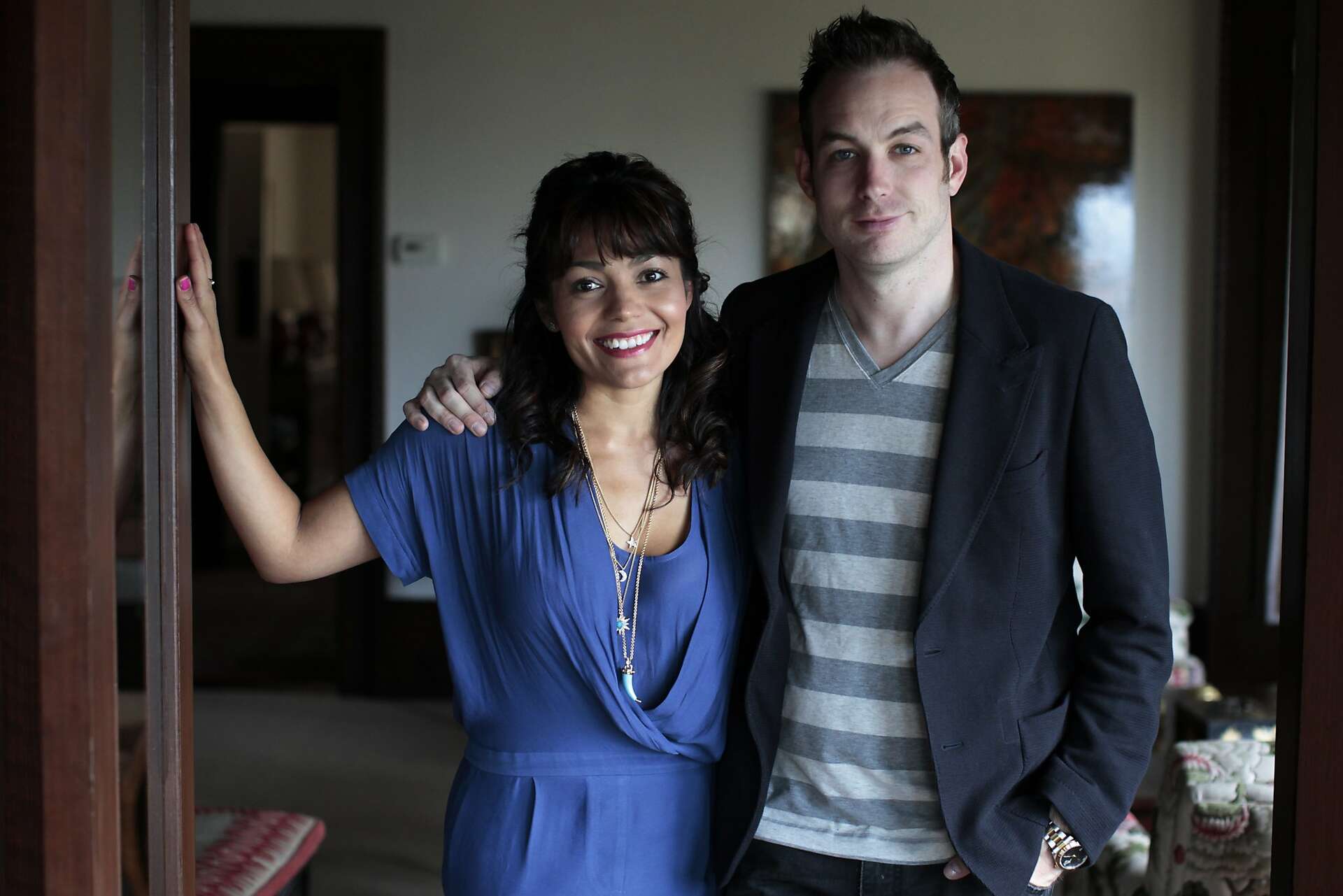 Stephen Costello and Ailyn Pérez a couple onstage and off