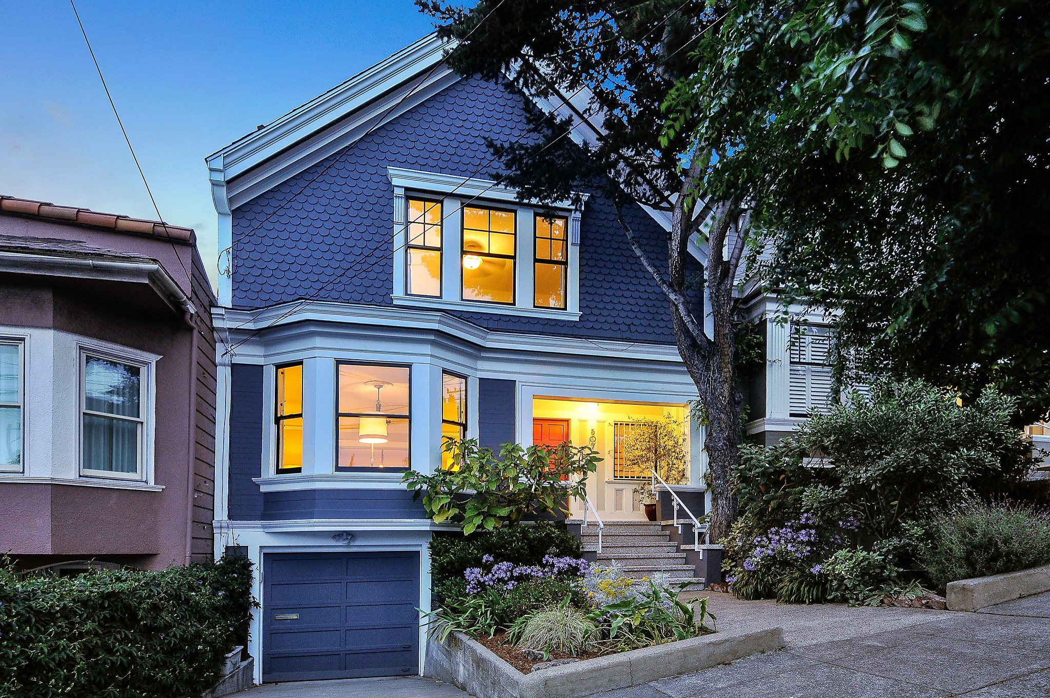 Price Point: $1.698 million
