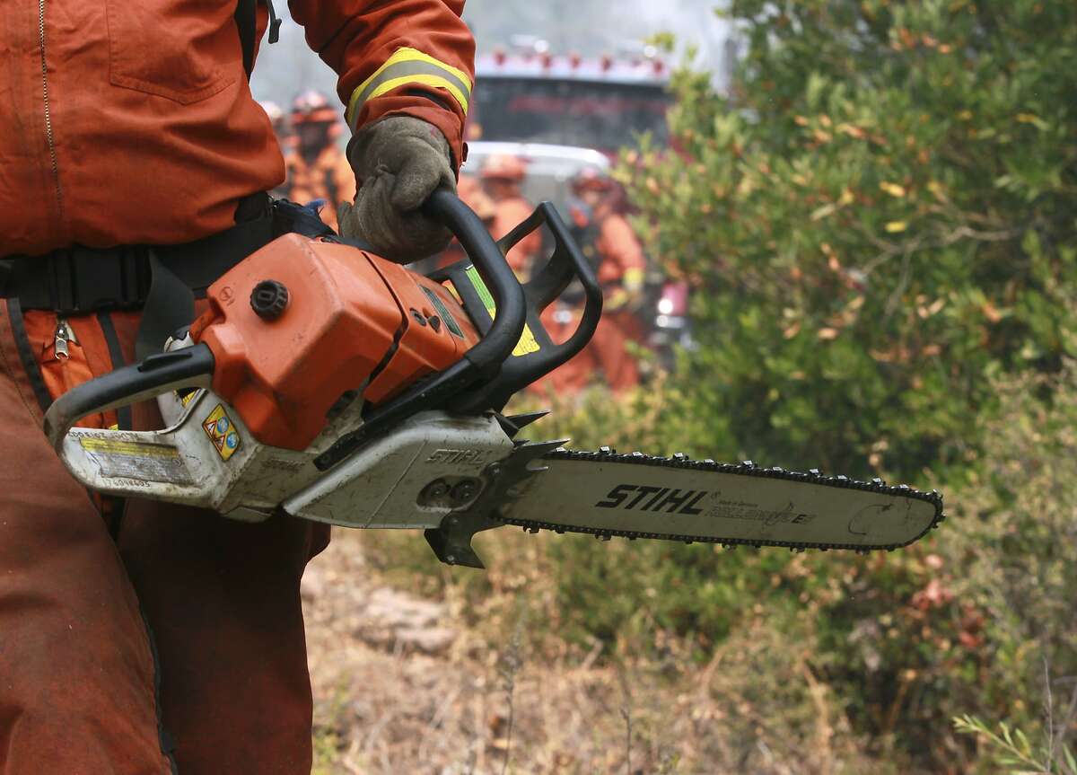 As hundreds flee, Napa fire intensifies fears of devastating dry season