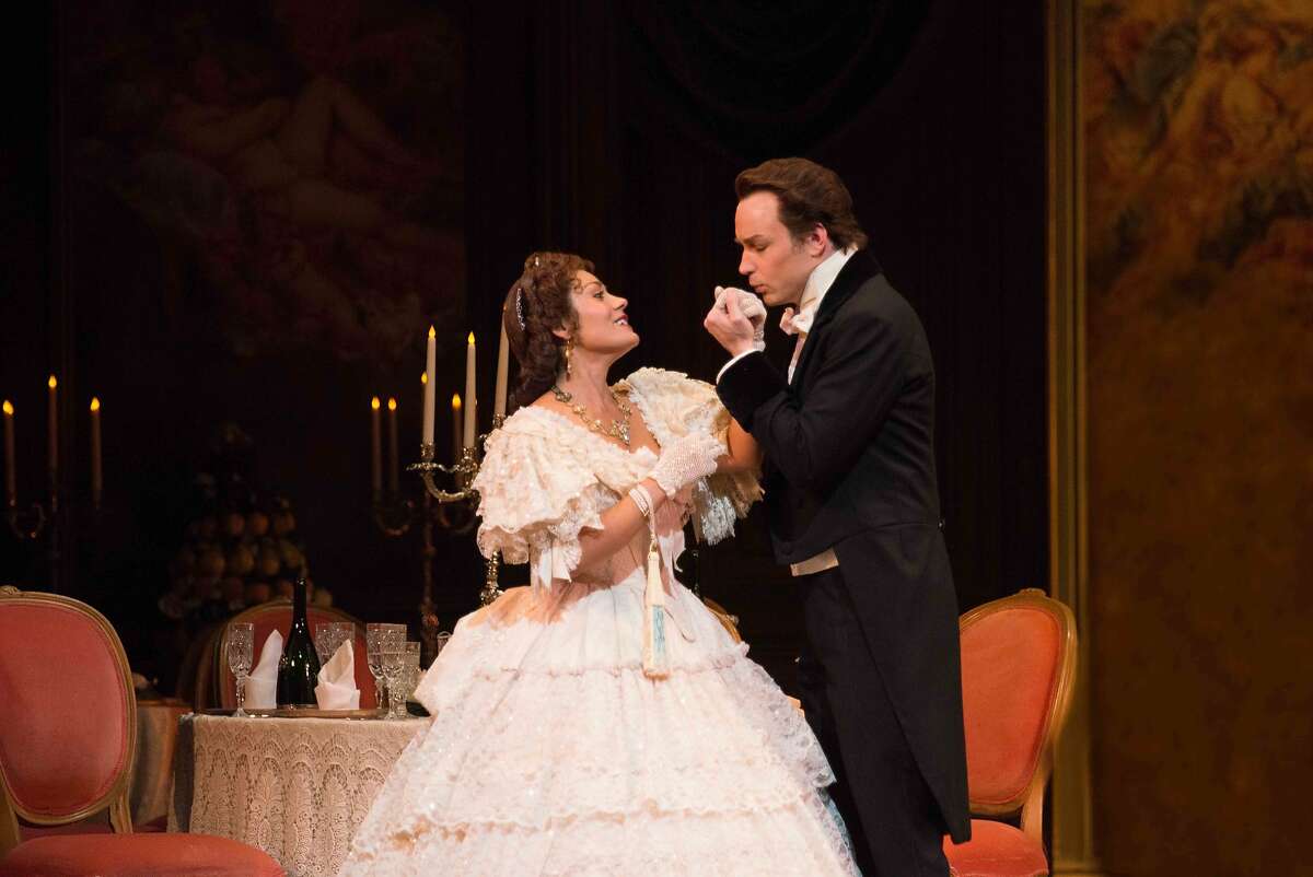 Stephen Costello and Ailyn Pérez a couple onstage and off