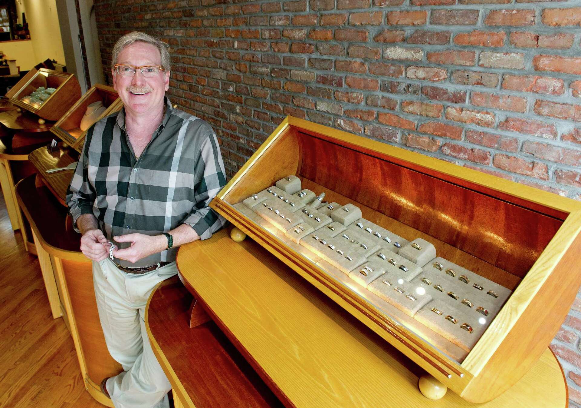 Goldsmith sculpts jewelry for generations to come