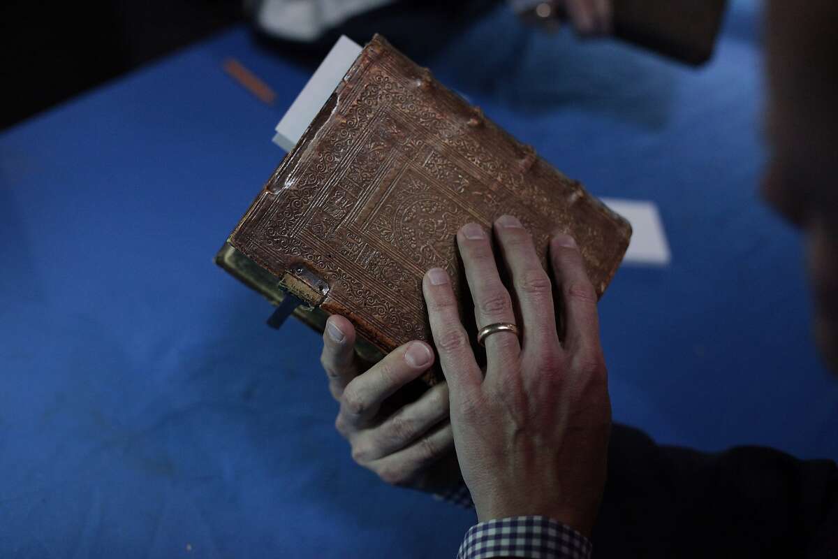 'Antiques Roadshow' event draws thousands in Santa Clara