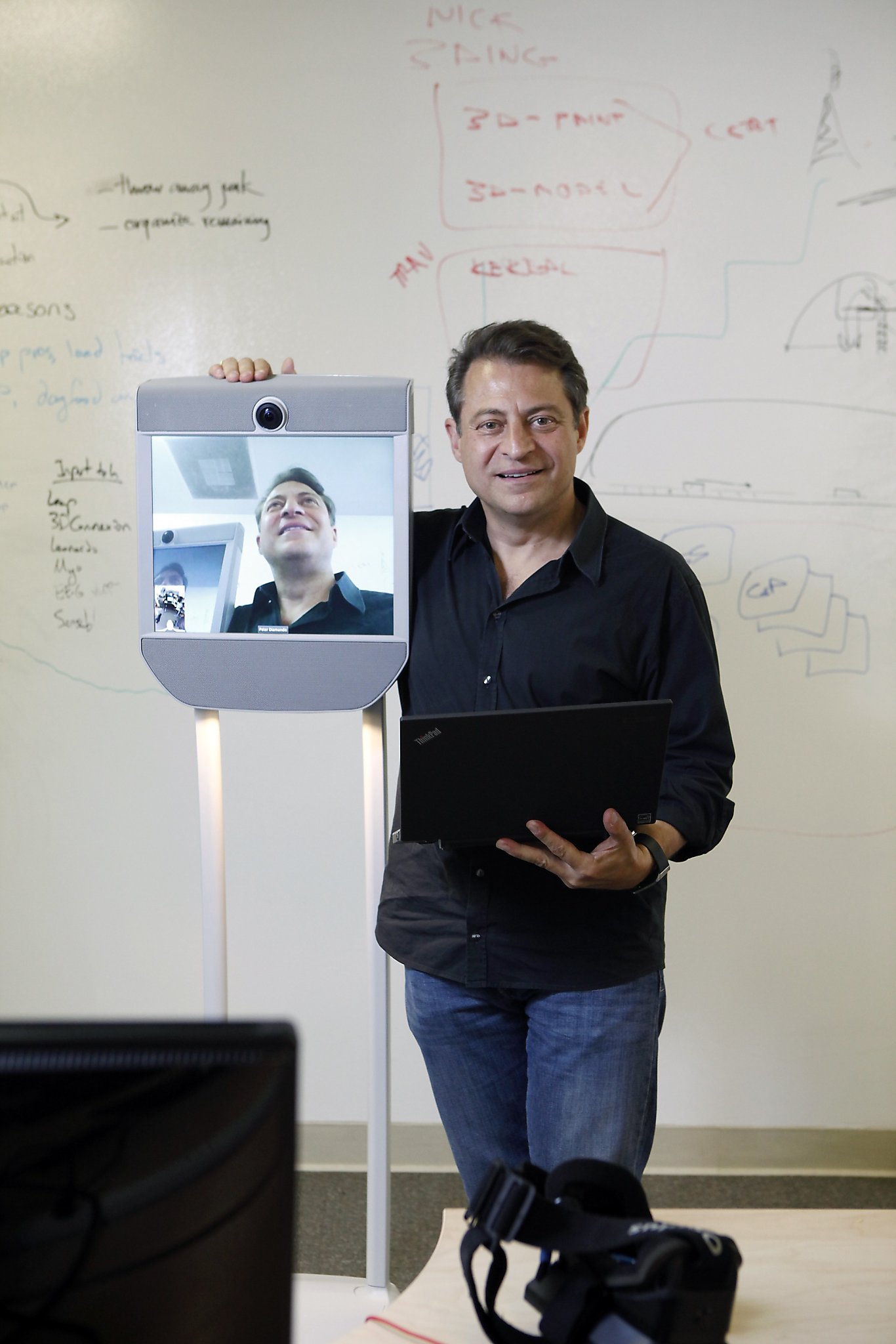 Peter Diamandis: Entrepreneur reaches to skies to benefit Earth