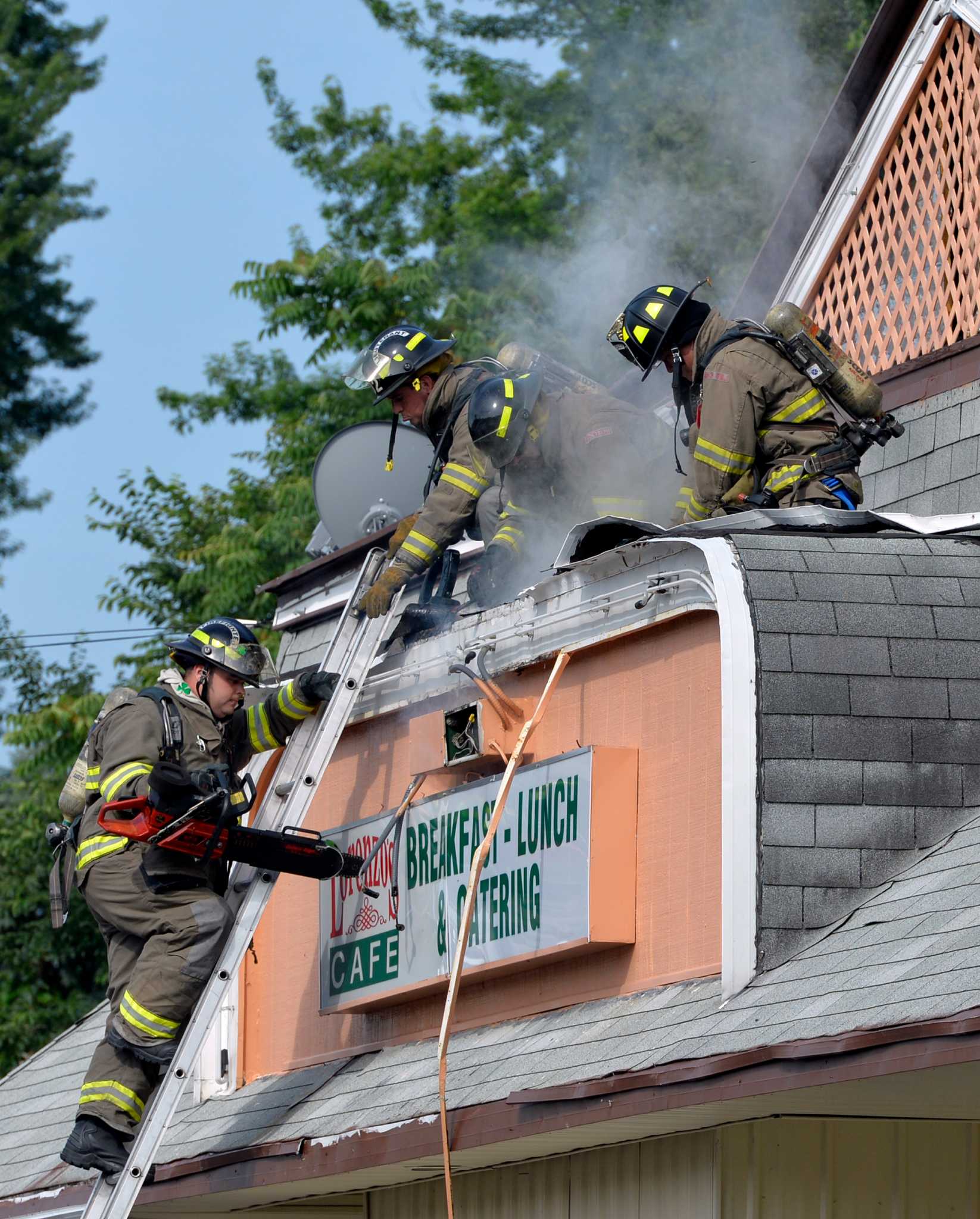 Schenectady firefighters stop eatery blaze