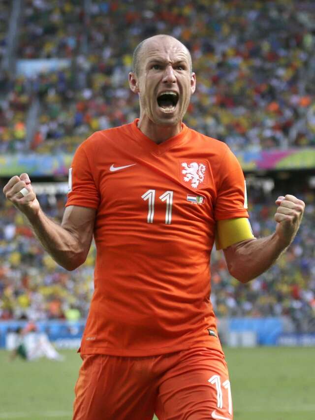 Arjen Robben's diving concerns Costa Rican coach