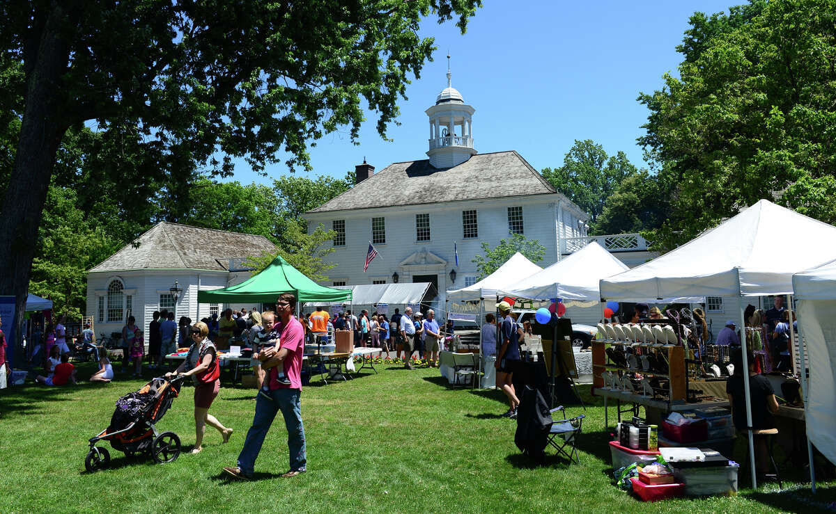 Family Fun Fest celebrates Fairfield history with a holiday spirit