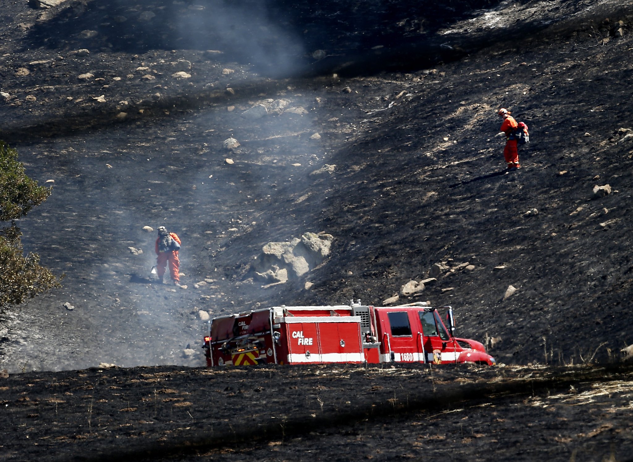 Monticello Fire near Lake Berryessa covers almost 6,500 acres