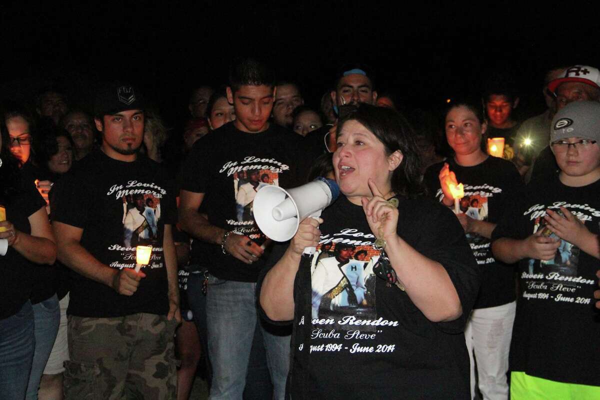 Hundreds hold vigil for young man found dead last week