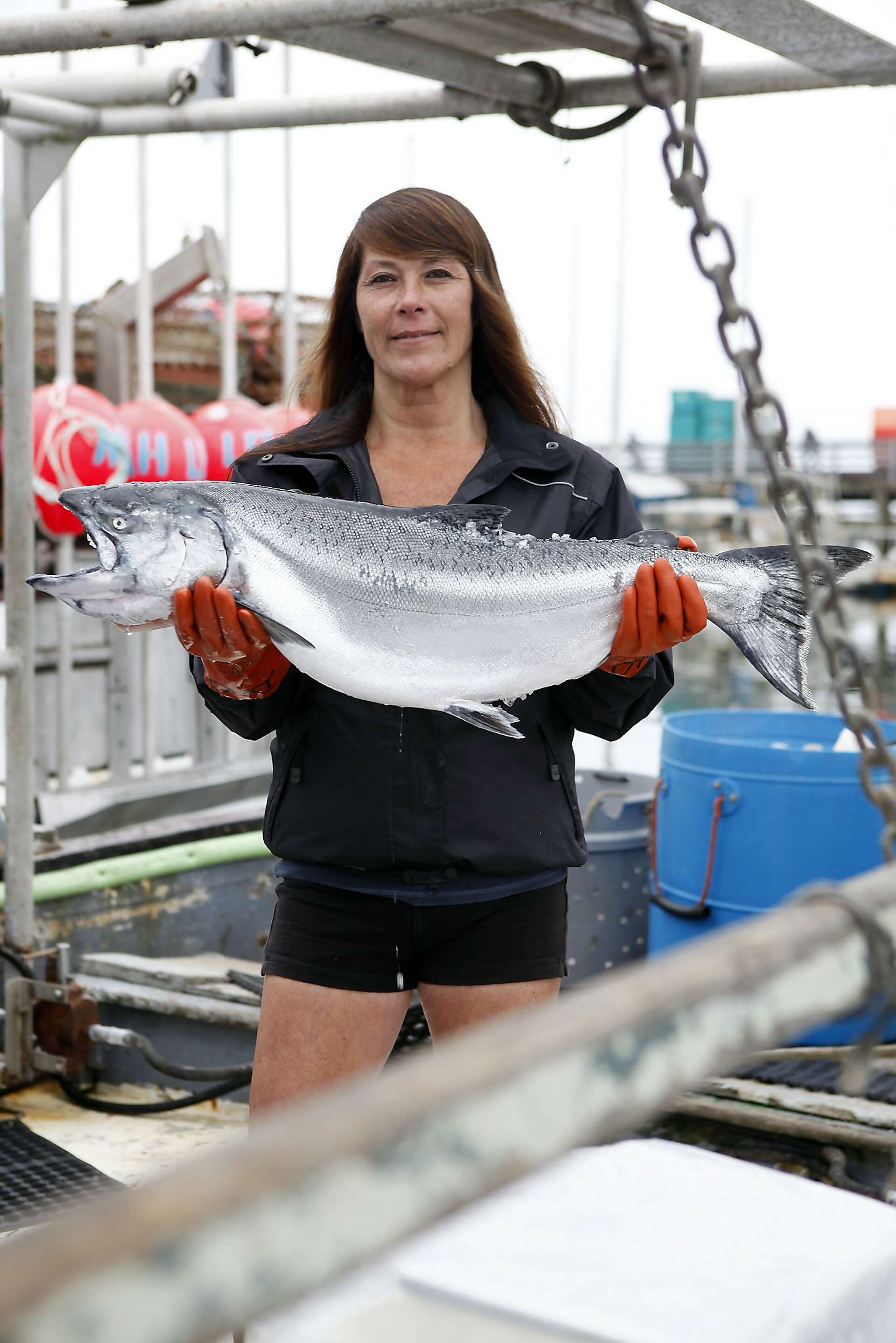 Buying fresh seafood straight from the source