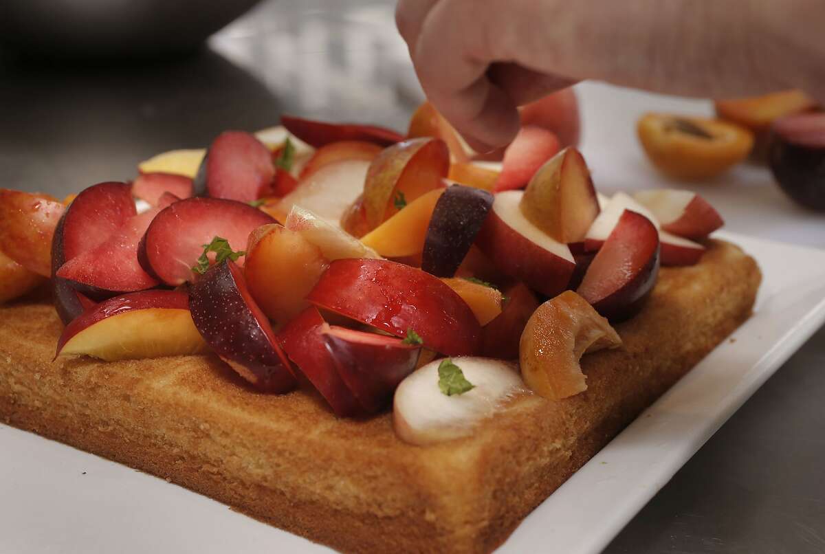 Pastry chef Nicole Plue shares her secrets with students