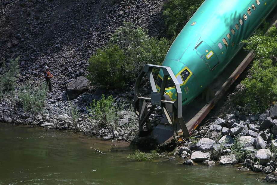 Boeing 737 fuselages removed from Montana river after train derails ...