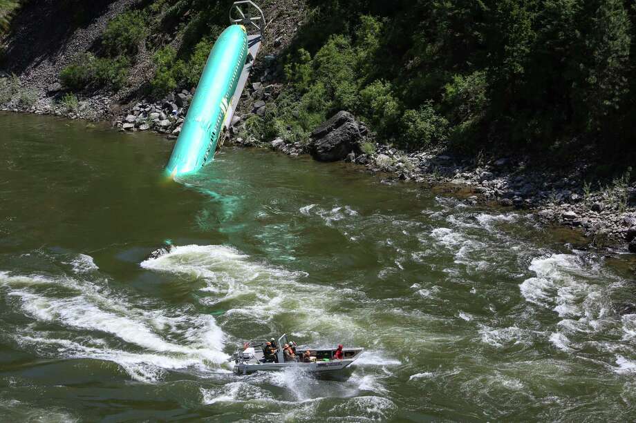 Boeing 737 fuselages removed from Montana river after train derails ...