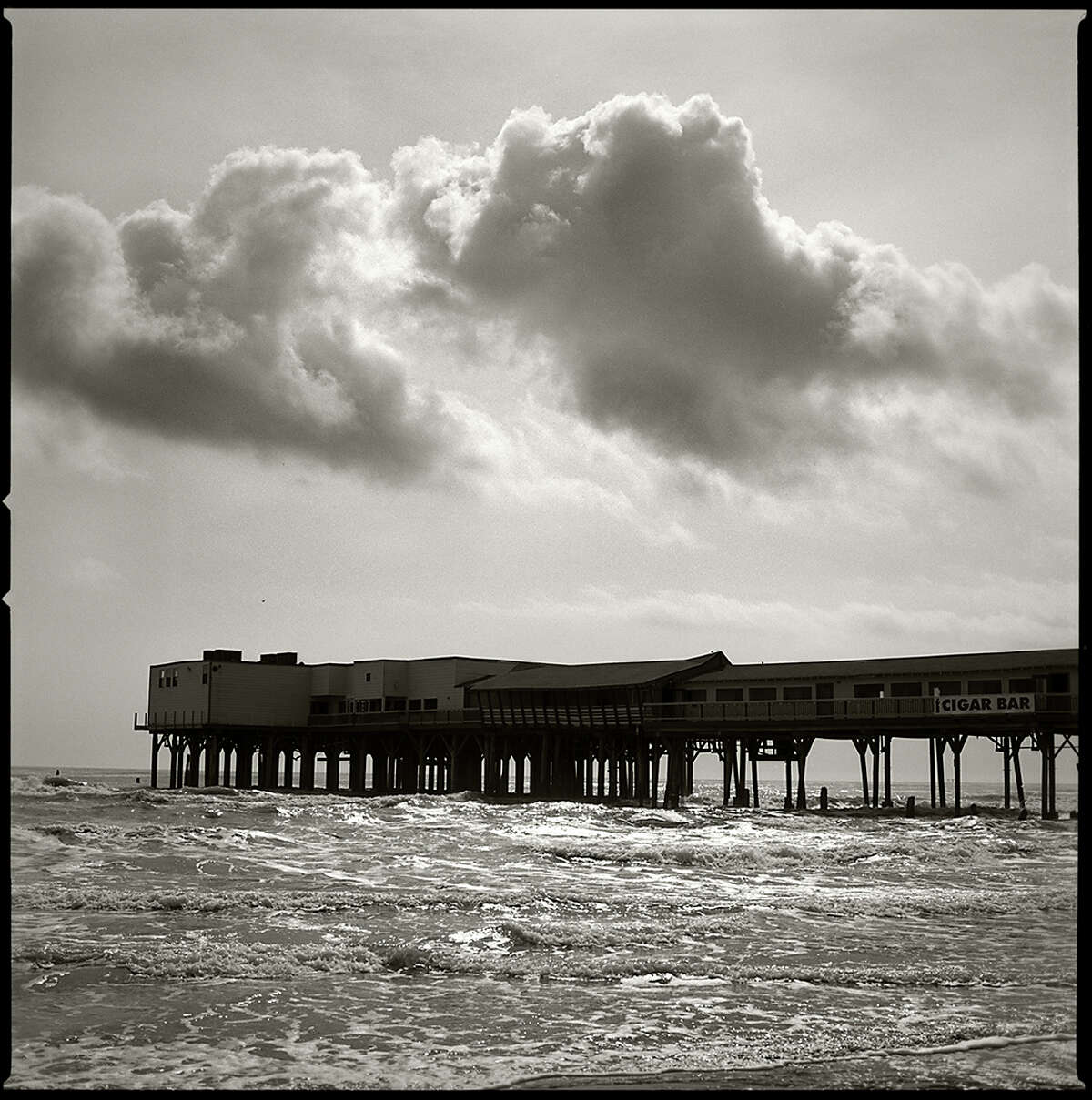 Dorian 'Doc' Paskowitz, legendary Galveston surfer, dies at 93