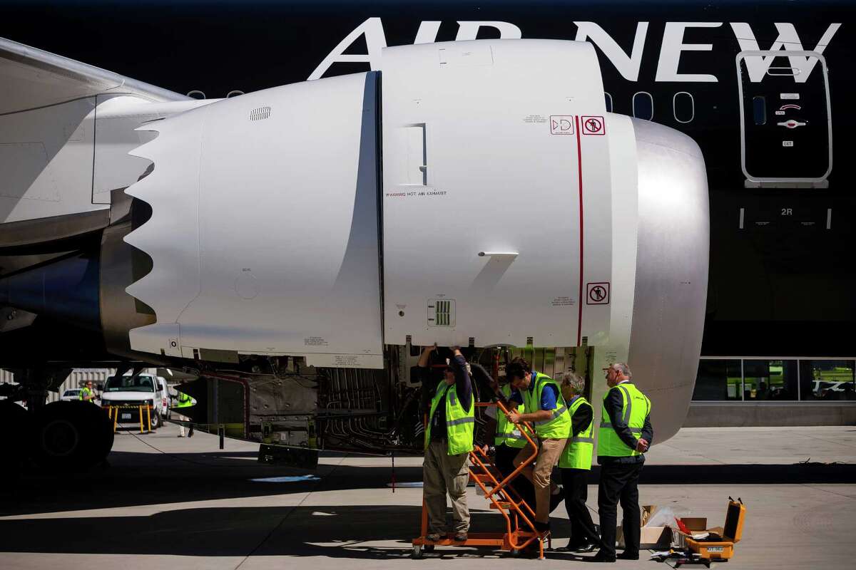 Boeing marks delivery of first 787-9
