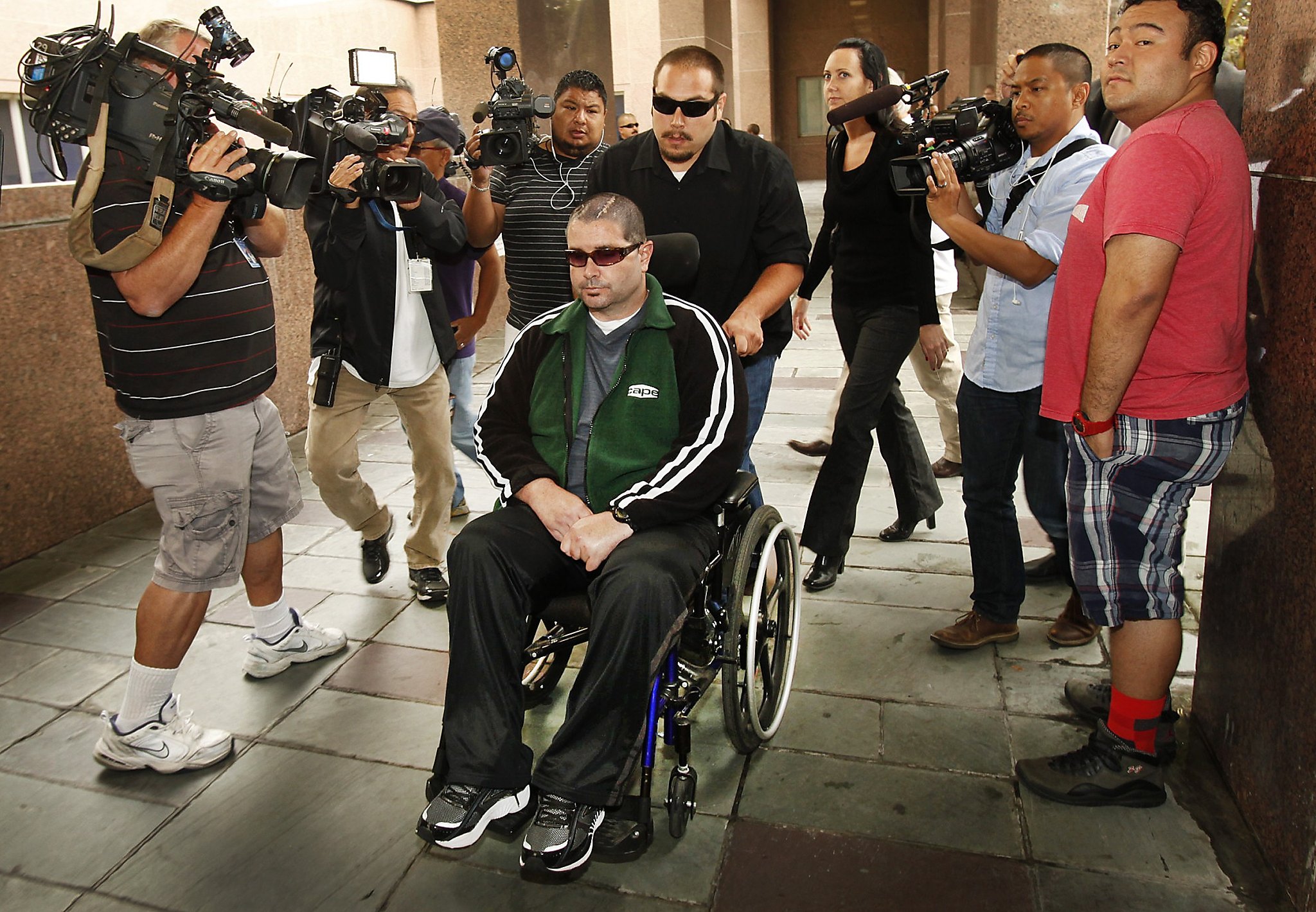 Jury: Dodgers partly responsible for Stow beating
