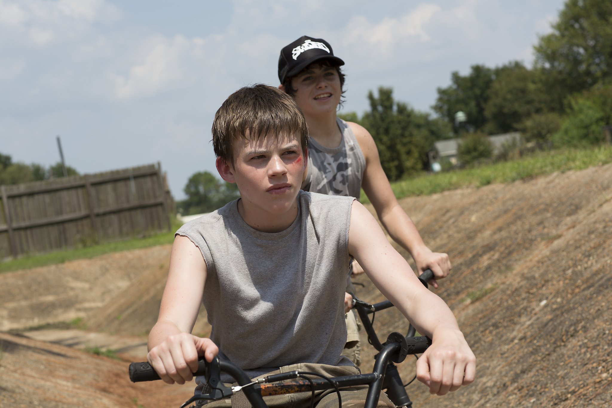 'Hellion' review: Film runs the gamut from slow to dull