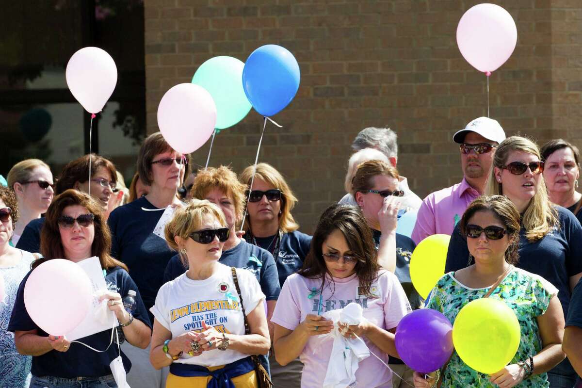 Harry Potter author reaches out to survivor of Spring family shooting