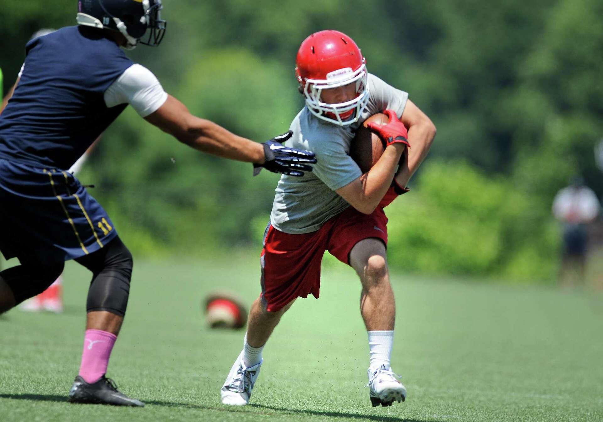 Area teams get first-look at new QBs at Grip It & Rip It