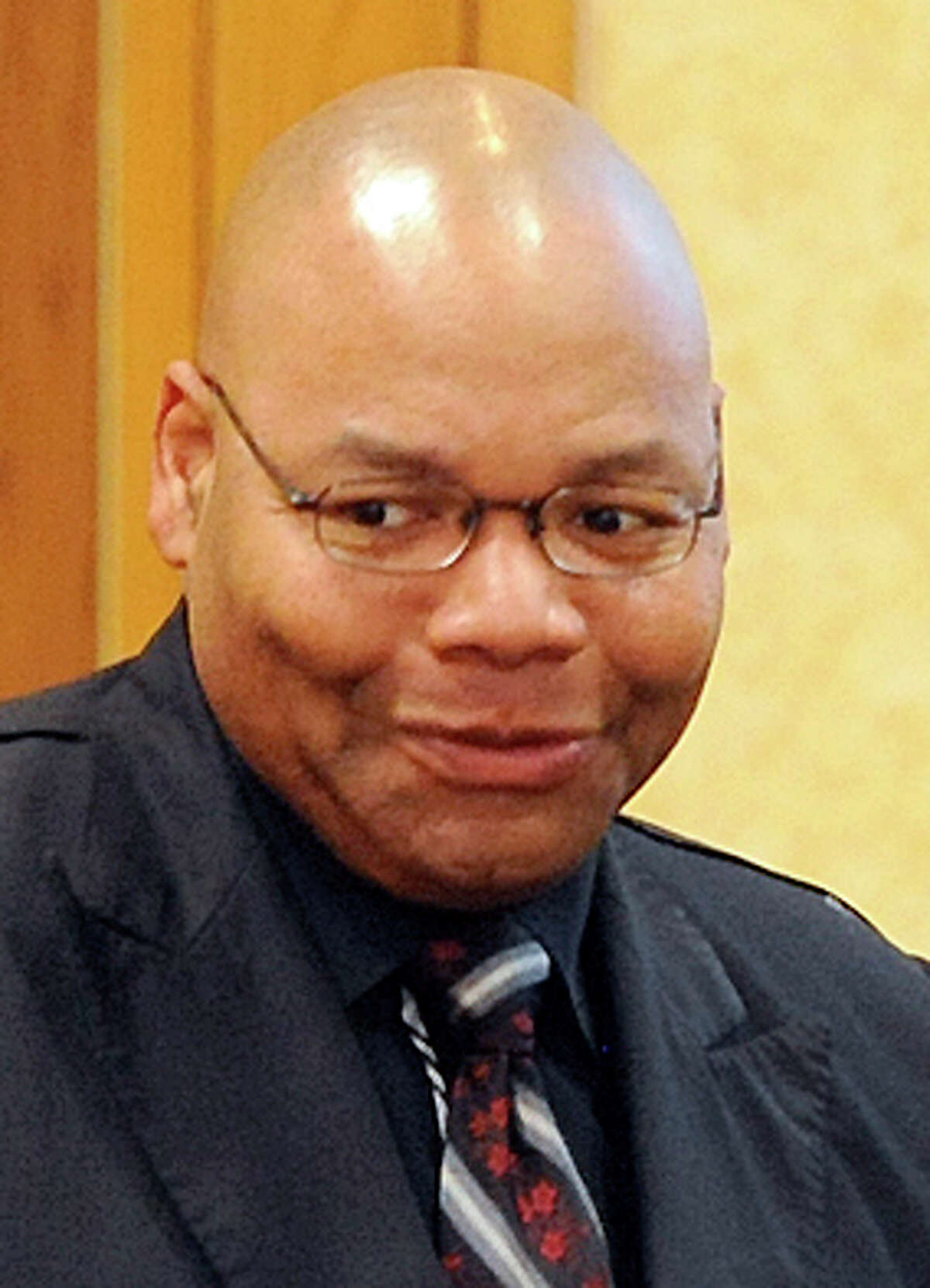 Who should be on BISD's board of managers?