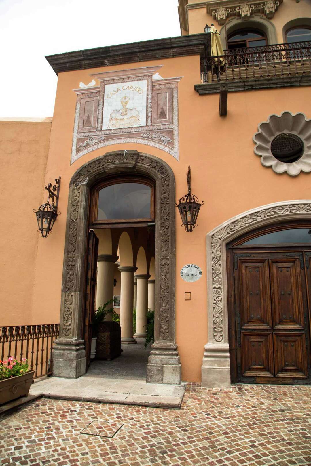 Take a spin through a Houston designer's Mexico mansion