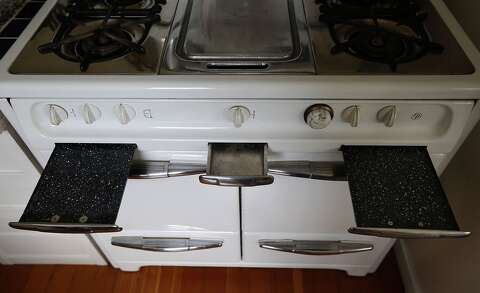 A guide to satisfying the burning love for midcentury stoves