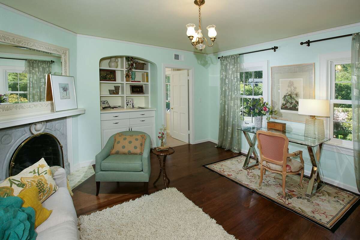 Cape Cod in Kentfield is one of neighborhood's originals