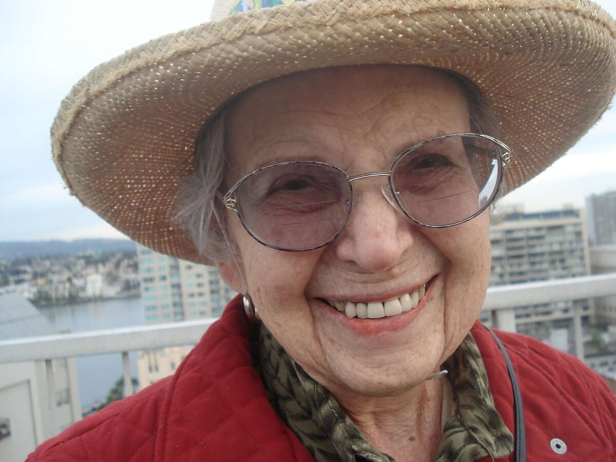 Zoia Horn, librarian jailed for not testifying against protesters