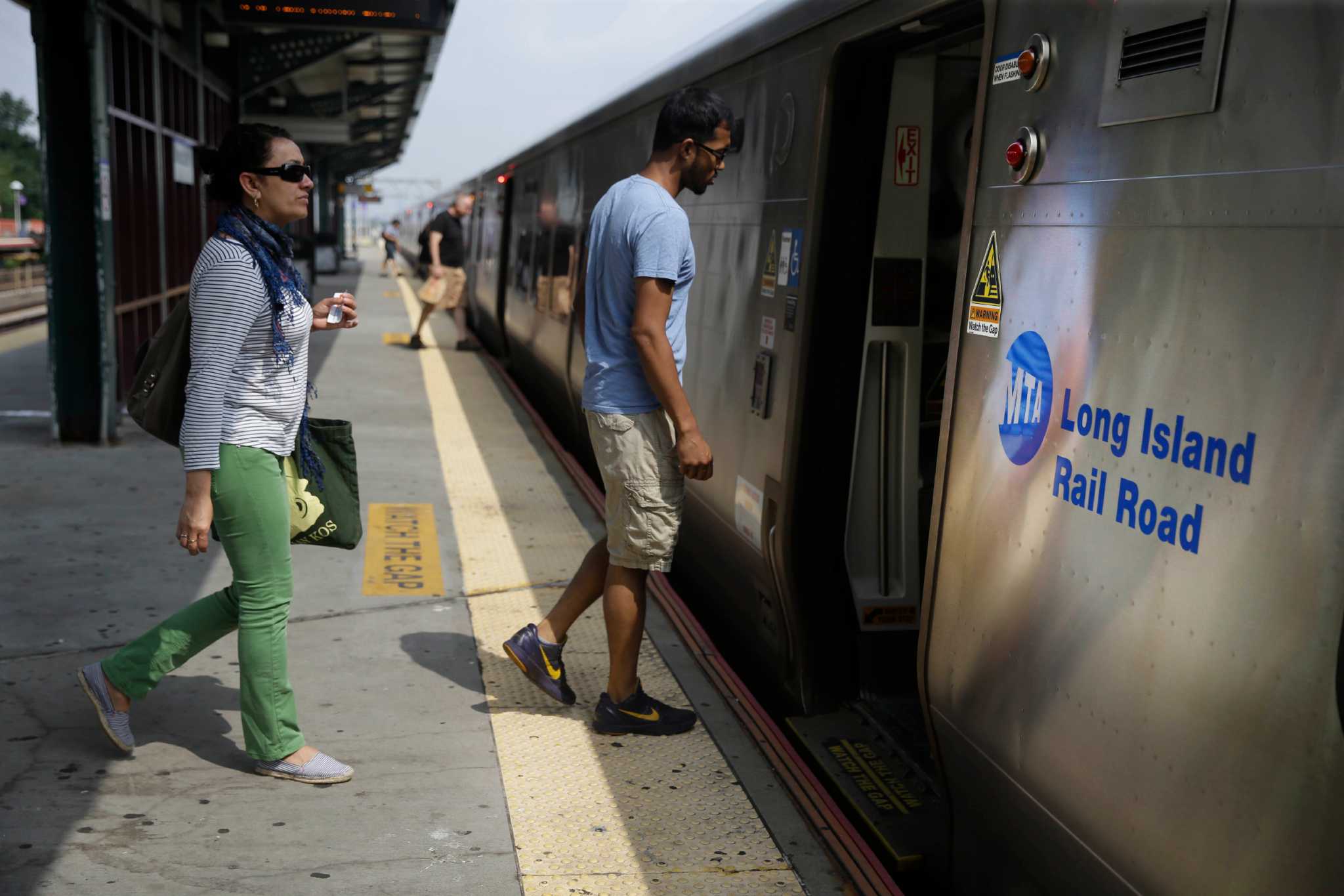 Commuters worry on the brink of rail strike