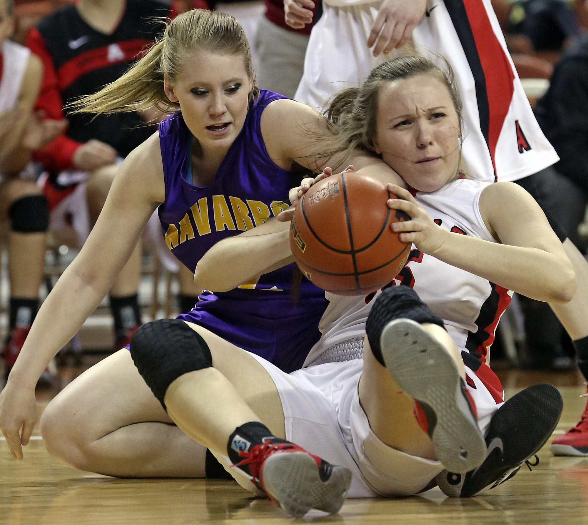 It's official: UIL hoops tourneys to dome