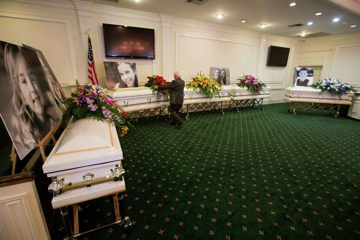 Grieving Spring community gathers for Stay family funeral