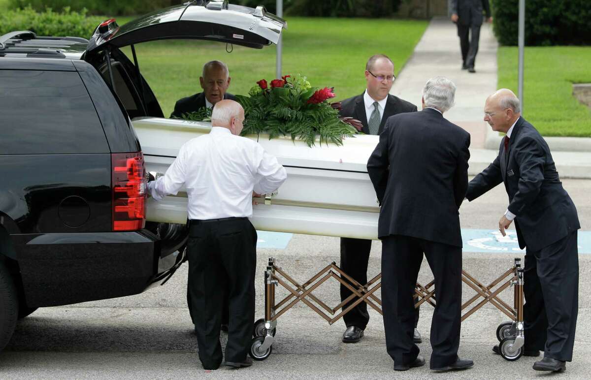 Grieving Spring community gathers for Stay family funeral