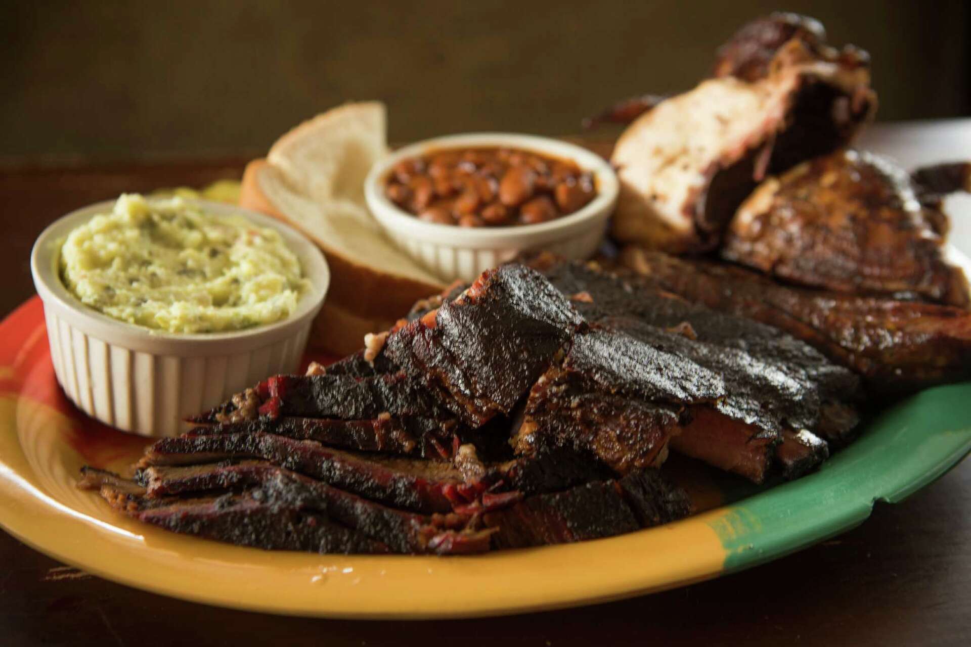 Ray's BBQ Shack continues a Third Ward tradition