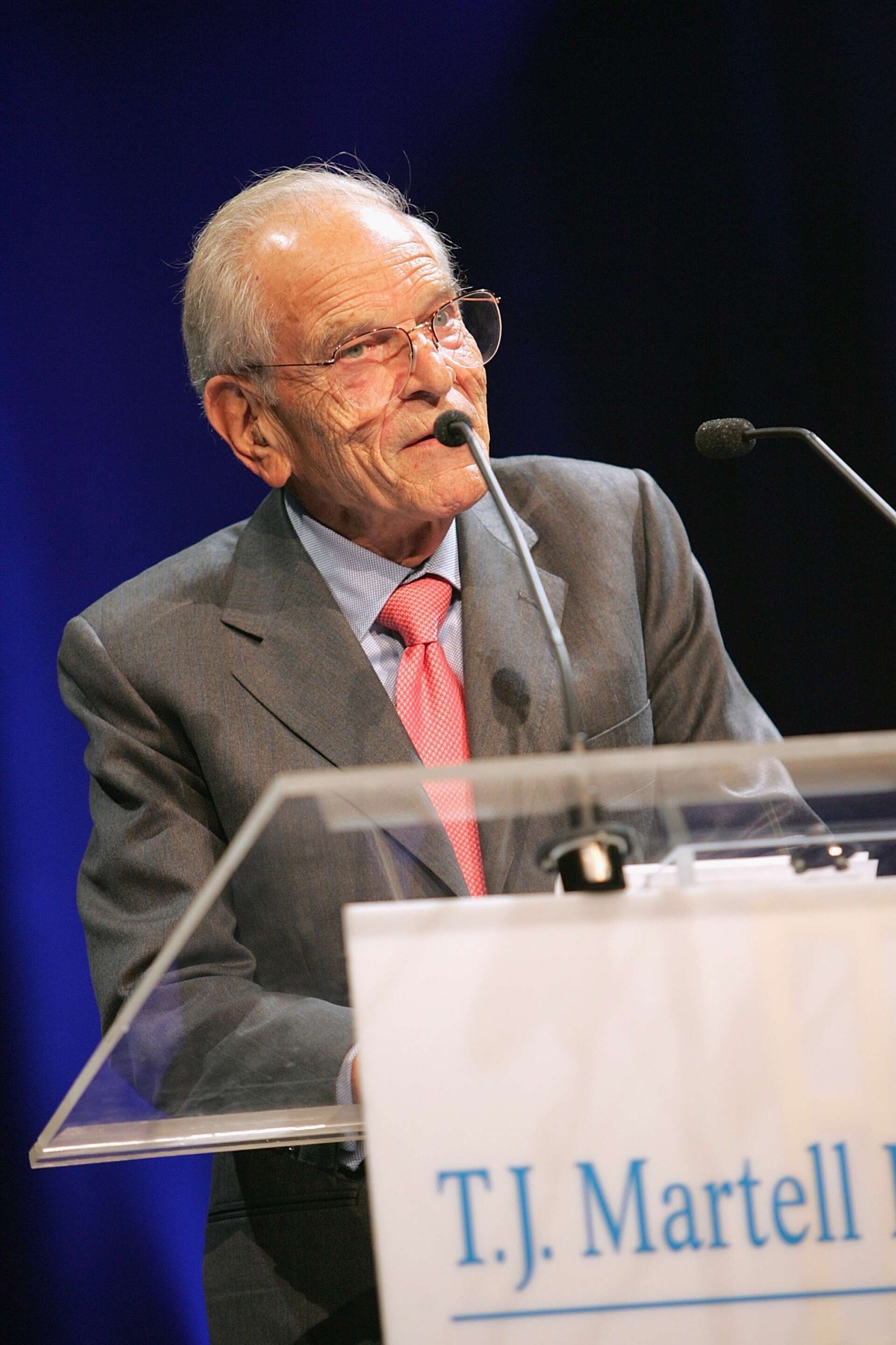 Malcolm Gladwell's 10,000-hour 'Outliers' rule debunked, Rice ...