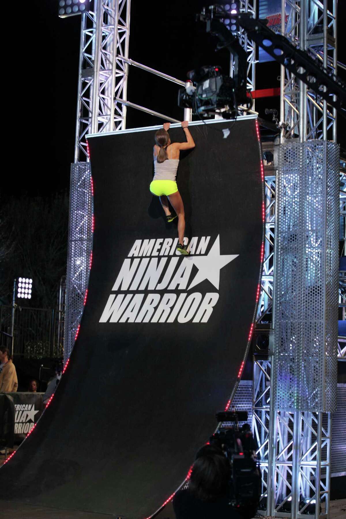 'Ninja' star Catanzaro becomes overnight Internet sensation