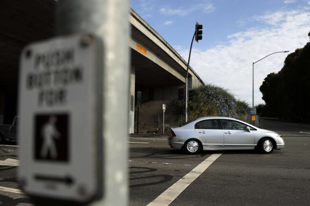 13 aggravating driving habits