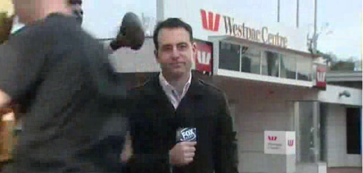 Spurs players surprise Australian reporter with live photobomb