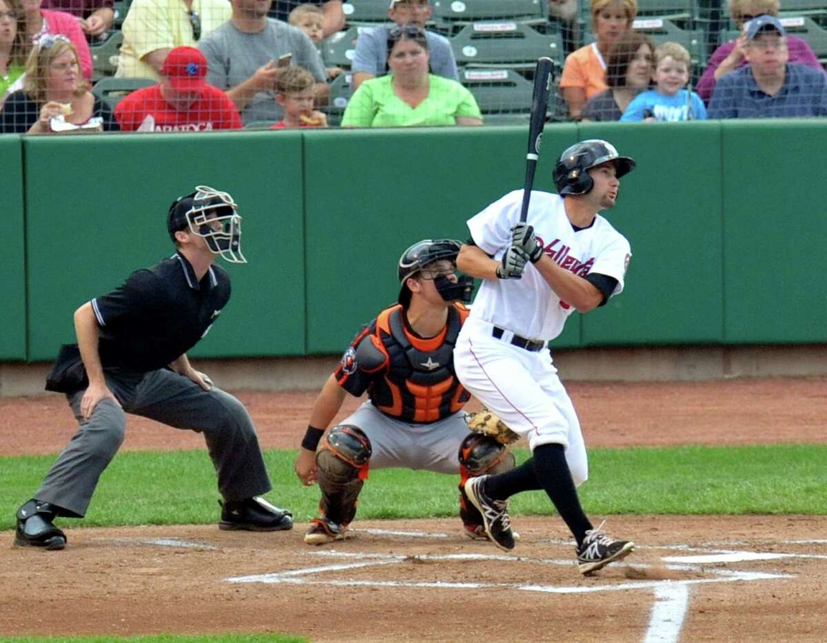 Two-sport life for pitcher