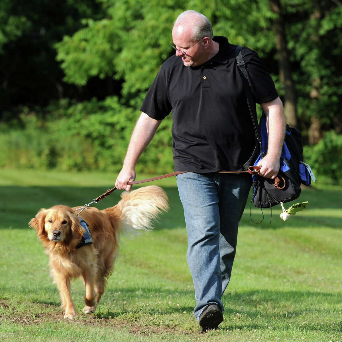 Bethel man wins Emmy for video on Newtown comfort dog