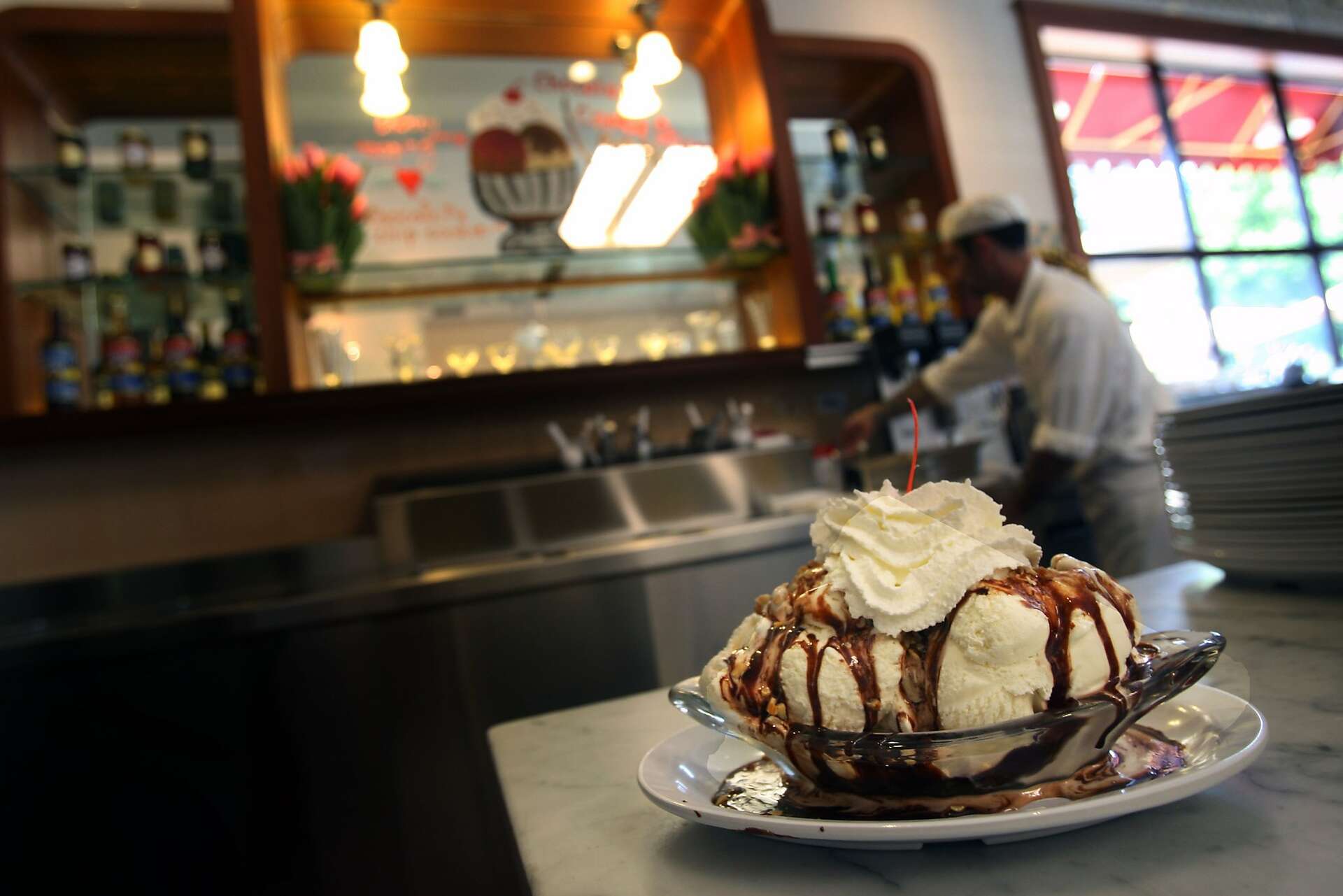 Fentons ice cream social celebrates 120 years