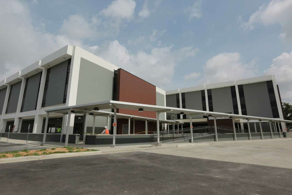 New KIPP venture turns school into community hub