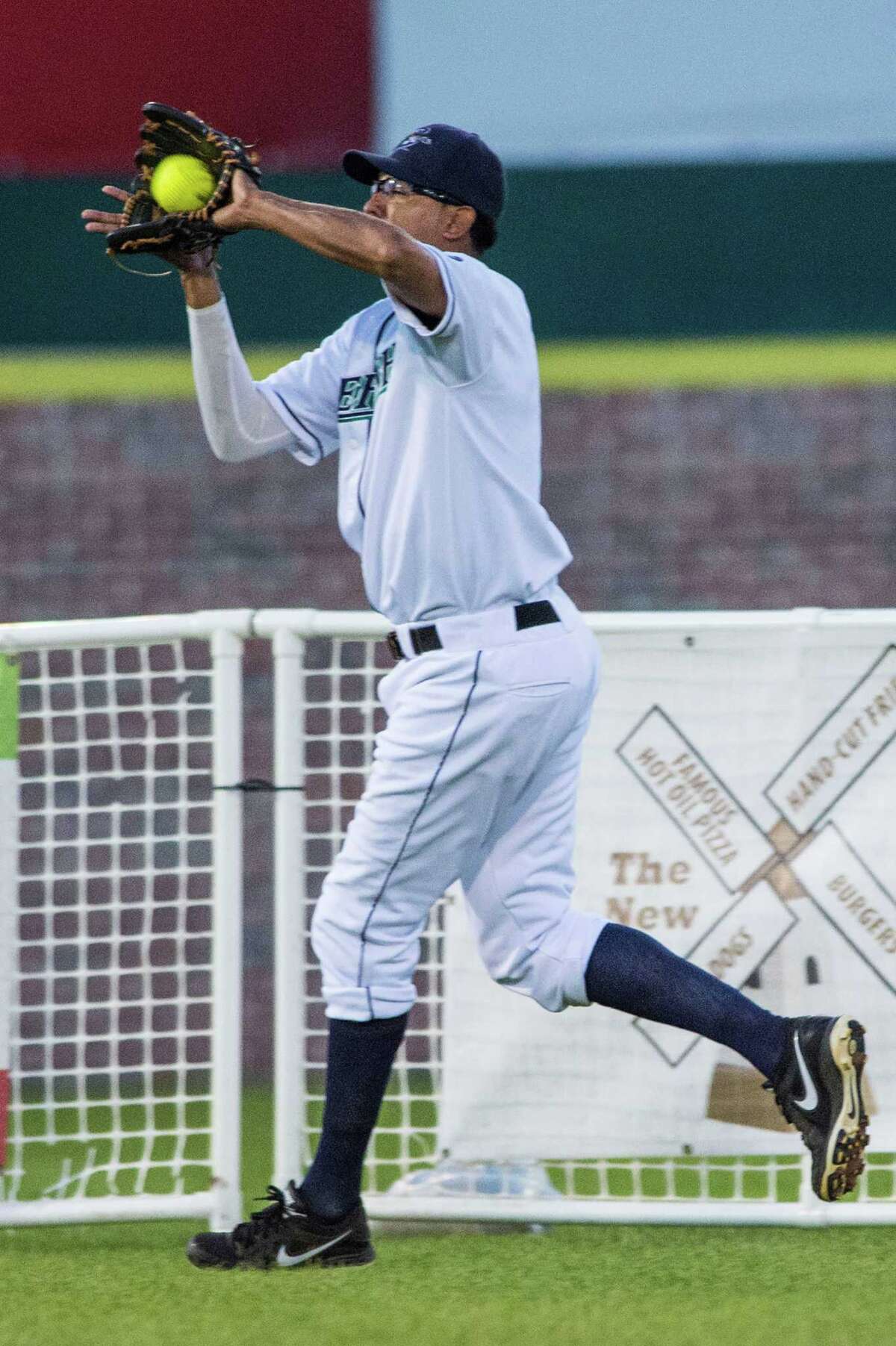 3,927 see Bluefish edge Brakettes