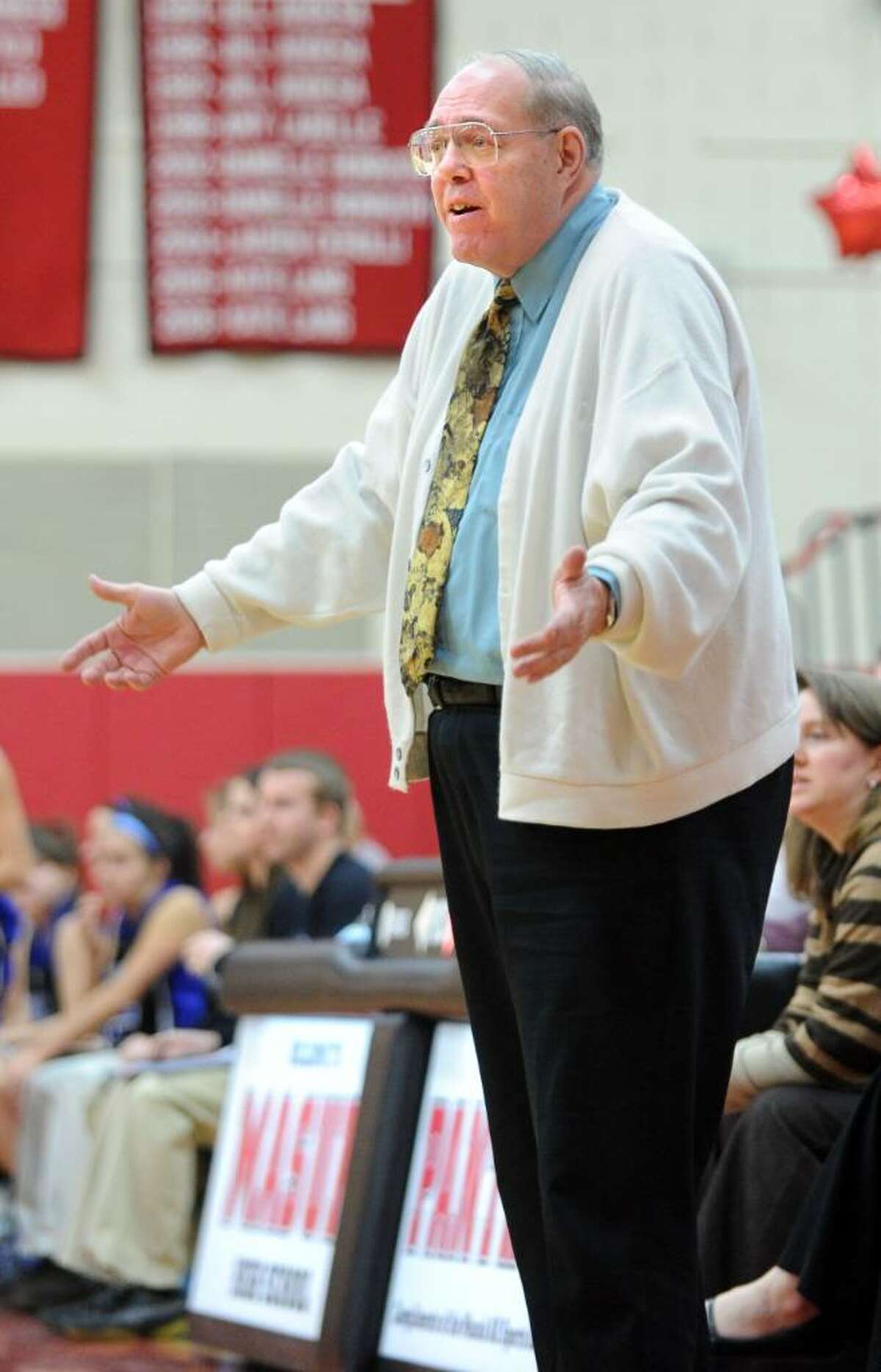 Masuk's late surge keeps Panthers' state tournament streak alive