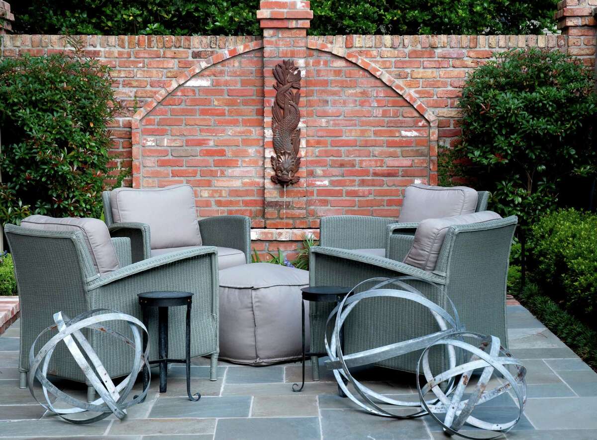 Houston designer gave her '70s-era home in Tanglewood new life